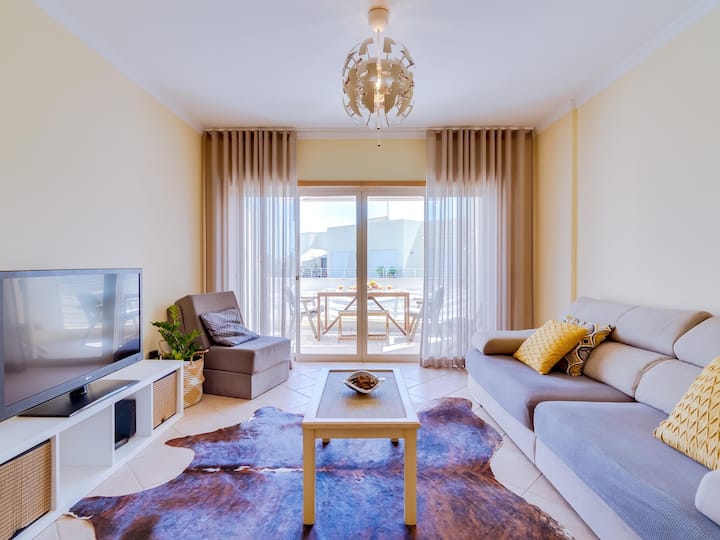 Falesia Flat, 2bedroom With Balcony, Pool And Ac - Quarteira