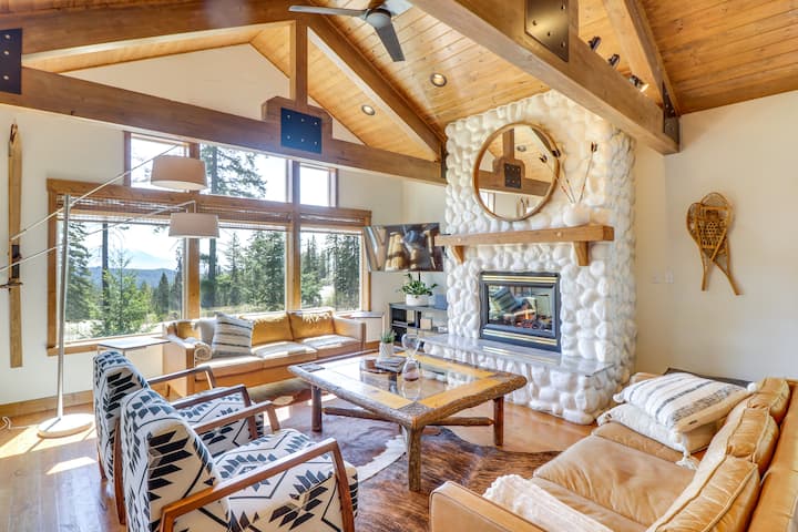 Ski-in/ski-out Whitefish Duplex W/ Hot Tub! - Whitefish, MT