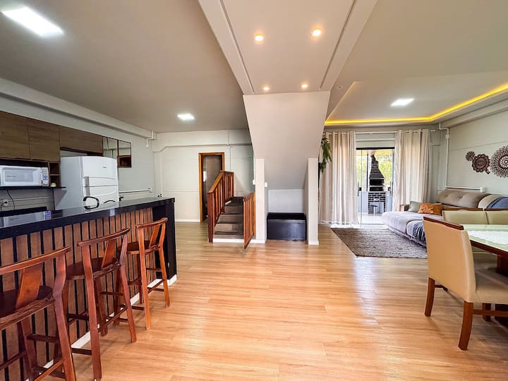 Casa Espaçosa Com 3 Quartos | Até 11 Pessoas - Brusque