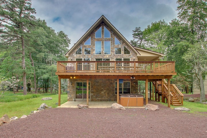 "Great Wolf" Near Water Park, Hot Tub, Pool Table - Lake Harmony