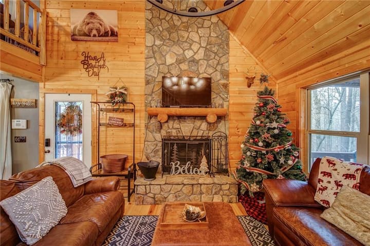 Quiet Luxe Hideaway In Coosawattee - Ellijay