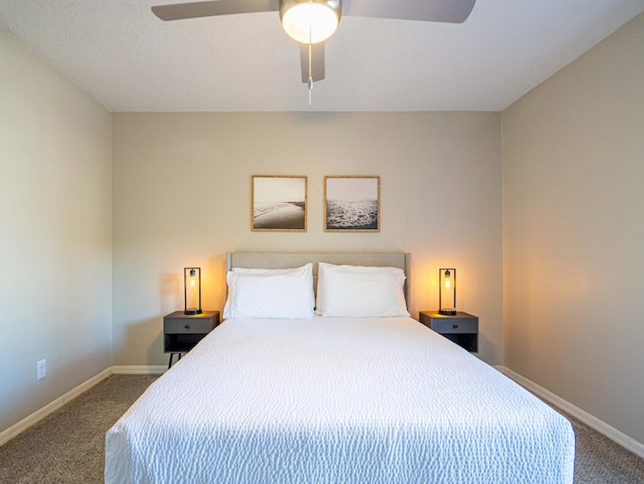 2bd|2ba Townhouse Near Moffitt & Adventhealth - Temple Terrace, FL