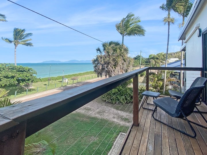 Beachside Palms Unit 1 - Magnetic Island