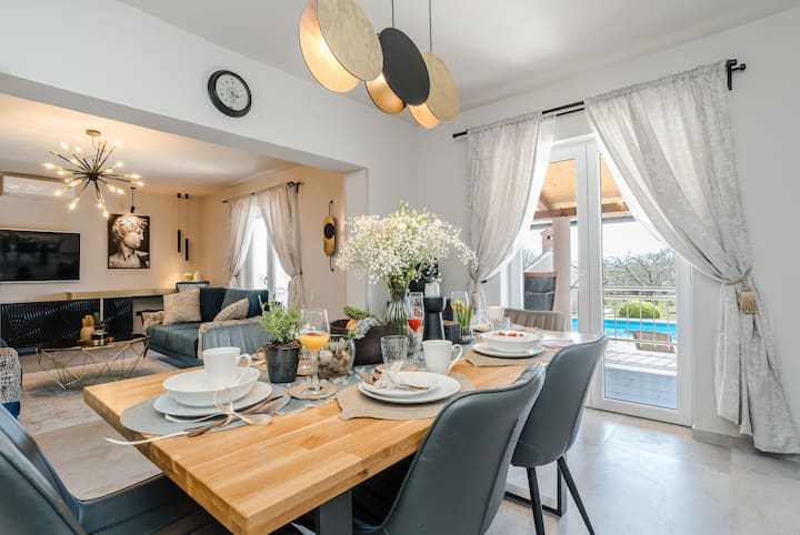 K-21280 Maison De Trois Chambres Avec La Terrasse - Zaton