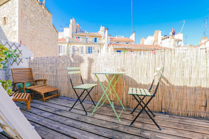 Studio Avec Terrasse - Vieux Port Cours Julien - Calanques de Marseille