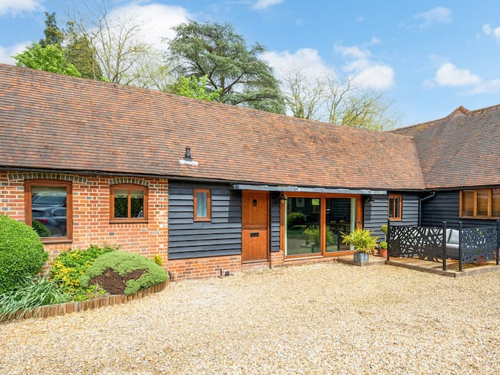 Lantern Lodge - Basingstoke