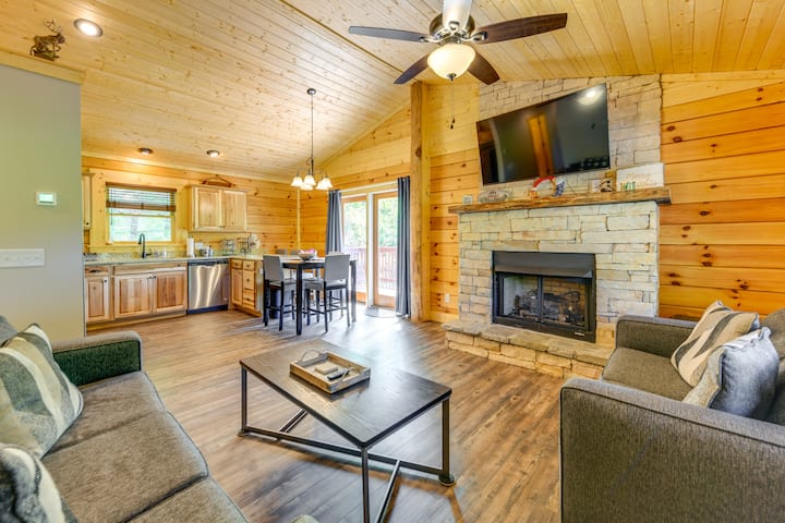 Maggie Valley Cabin 4 Mi To Cataloochee Ski Area! - Maggie Valley, NC