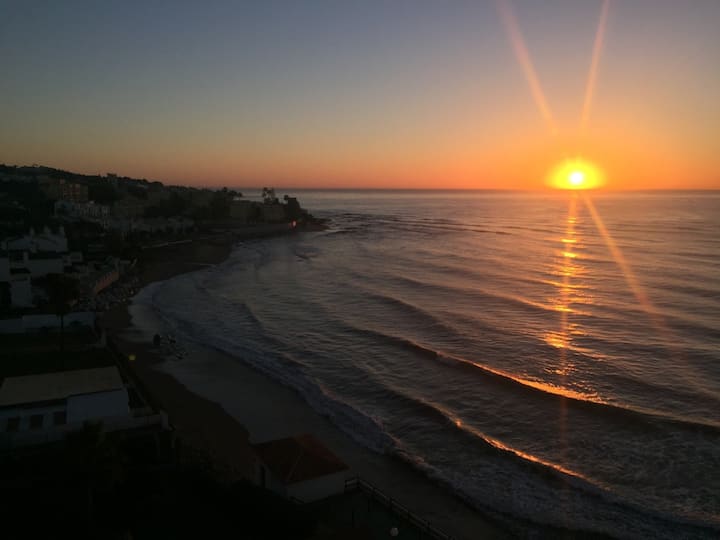 Almirante Apartment Sea Views - Calahonda