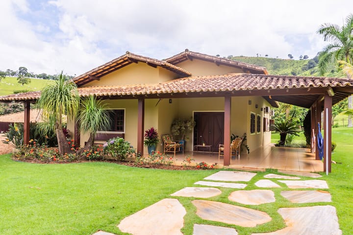 Casa Capitólio / Escarpas Morada Da Onça E Piscina - Capitólio