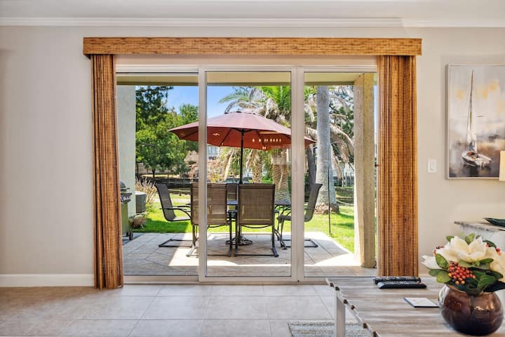 White Sands 228–along The Canal–sleeps 6 - Shipwreck Island Waterpark, Panama City Beach