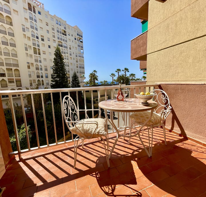 Pretty 1 Bed Apartment Next To The Beach - Almuñécar