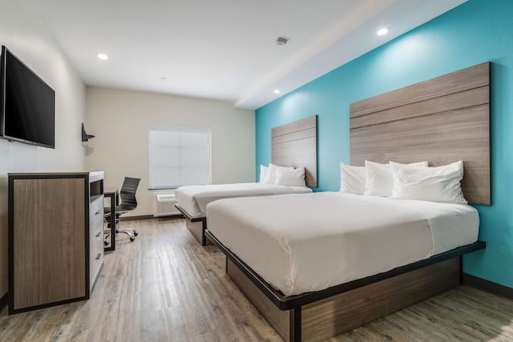 Great Find! 3 Family-friendly Units W/ Kitchenette - Katy