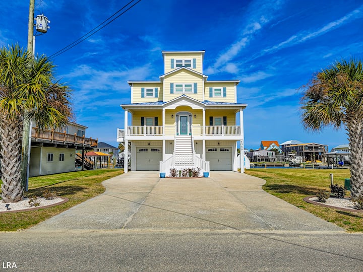 Bella Luna - "Sound" Living With Private Dock - Surf City, NC