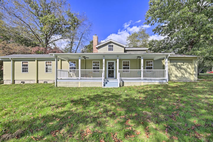 Spacious Home Local To Claytor Lake - Claytor Lake, VA