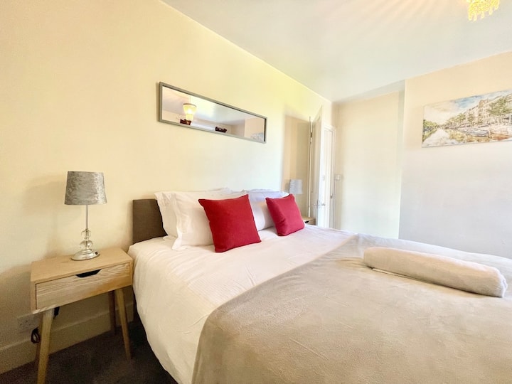 Lovely Central 2 Bed House In Canterbury - Canterbury