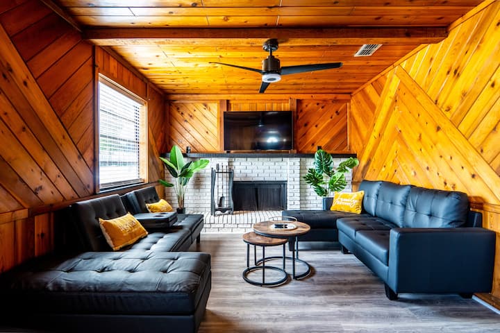 Orlando 3br Getaway • Wi-fi + Fun For Families - Orlando, FL