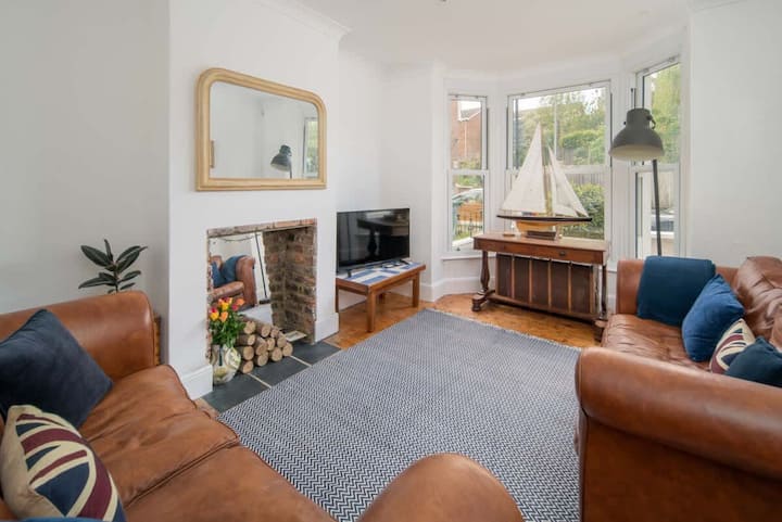 Seabreeze House, Stylish 3 Bed Townhouse - Isle of Wight