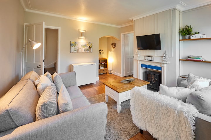 Host & Stay | Hope Cottage - Whitby, UK