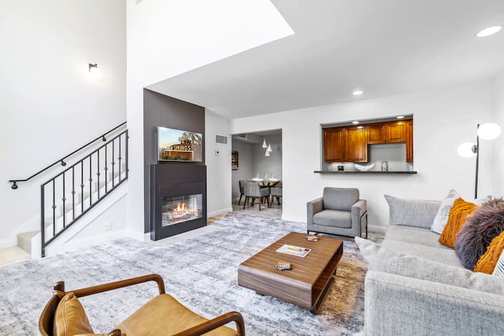 Villa Del Sol Montana - Palm Springs, CA