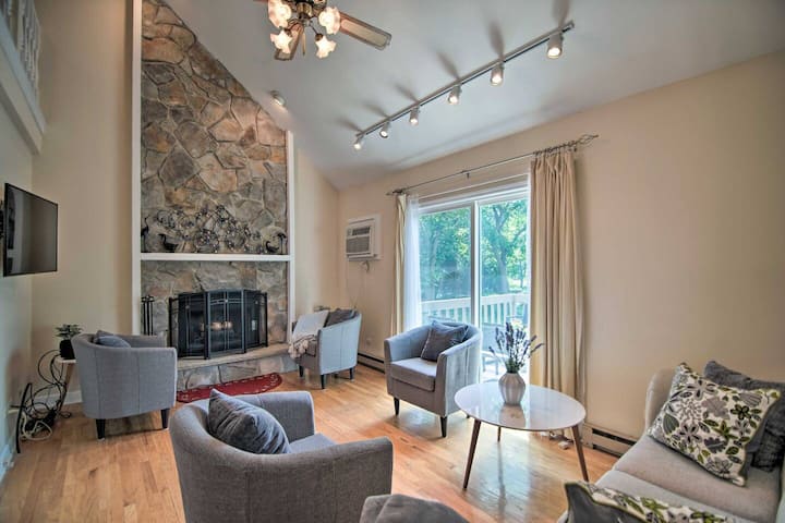 Stylish 5bd Home Near Beach & Base - Waukegan, IL