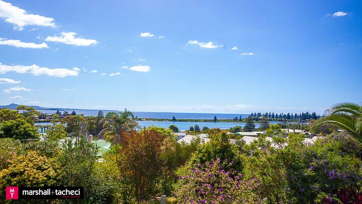 Bermagui Jewel 5 Bdrm, Linen Provided, Wifi - Bermagui