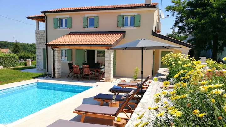 Villa Stella - Beautiful Villa Stella In Juricani, - Umag