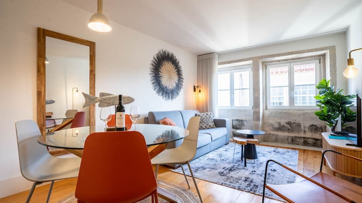 Historical Downtown Retreat Duplex By Lovelystay - Oporto
