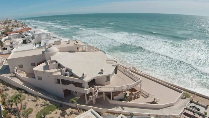 Spacious Family Beachfront Home | Villa Dei Sogni - Puerto Peñasco