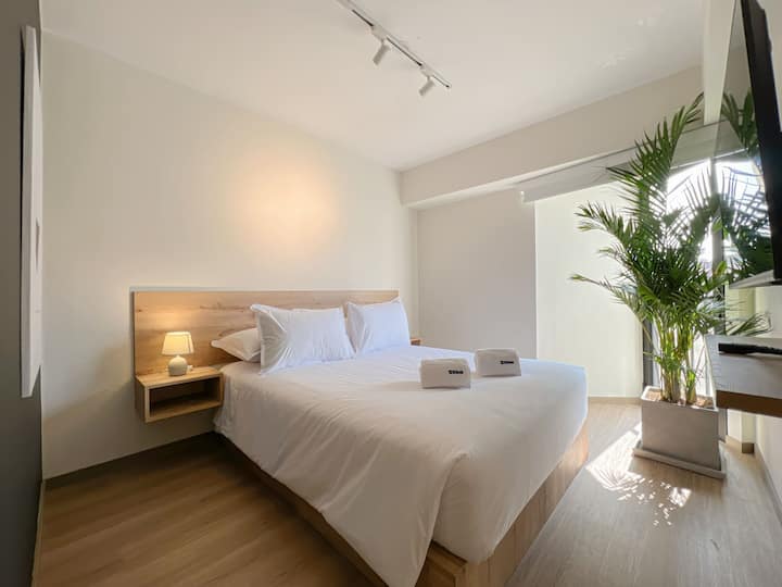 Geko | Bright 2br In Miraflores Near The Malecon - Lima