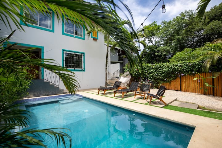 Casa Estrellas / Heart Of North Guiones - Nosara