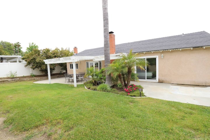 One Level Home With Yard, Ev Charger & Arcade - Mission Viejo, CA