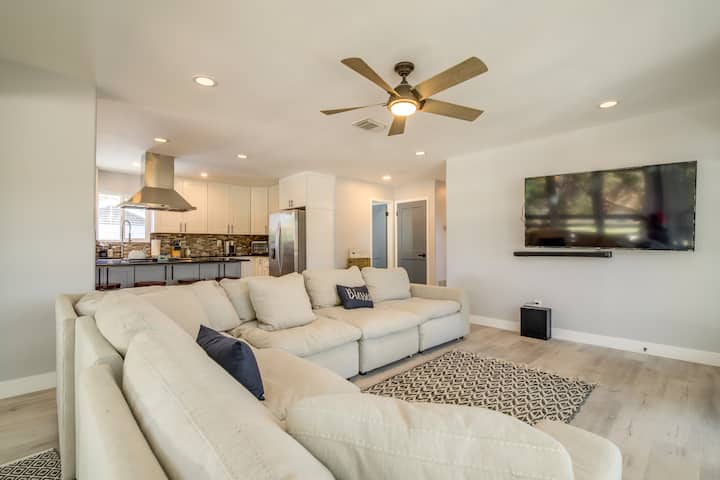 Lago Vista Vacation Rental W/ Fireplace! - Lakeway, TX