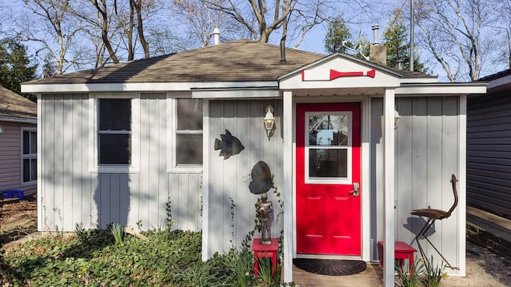 Summerset Cottage, Lakeview Hot Tub - Clinton