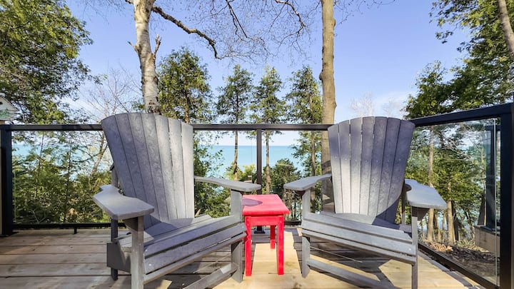 Summerset Cottage, Lakeview Hot Tub - Clinton