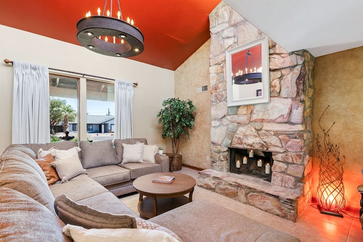 Southwest Villa 3/2 W/ Pool And Spa Near Golf/hiki - Gold Canyon, AZ