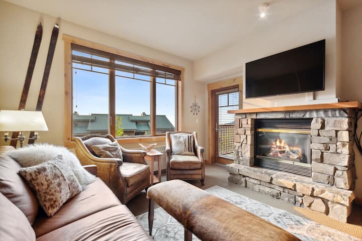 Freshly Updated 3 Bedroom Ski In And Out Condo - Whitefish, MT