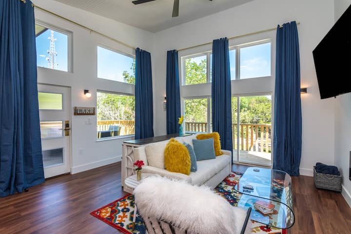 Peaceful Lakefront Getaway With Fire Pit And Views - Lake Whitney, TX