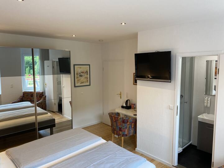 Double-classique-salle De Bain Et Douche-vue Sur L - Cochem