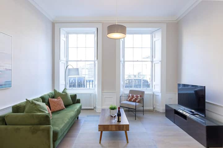 Edinburgh City Centre 1 Bed Apartment - Edinburgh