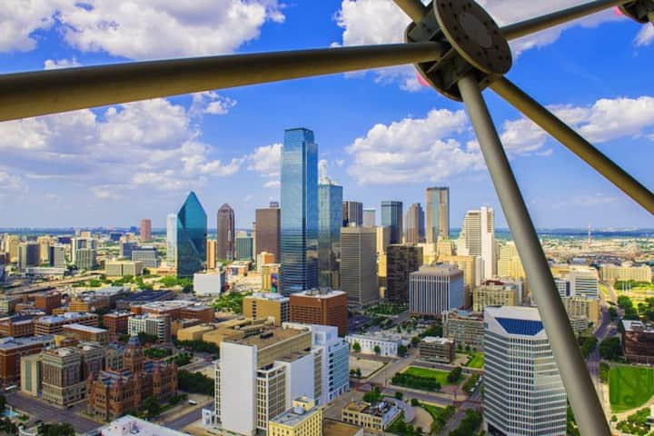 Pleasant Stay! 2 Pet-friendly Units, Parking! - Dallas, TX