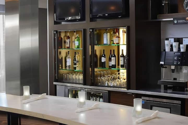Rare Find! 4 Relaxing Units, Parking, Pool! - Dallas, TX