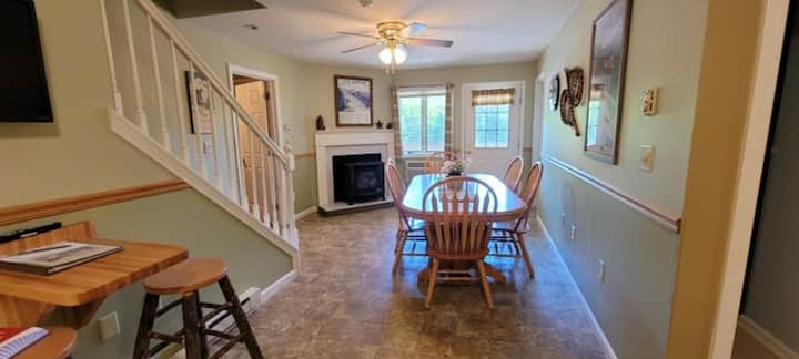 Fantastic Views Of Loon Mts, #308 - Loon Mountain, NH