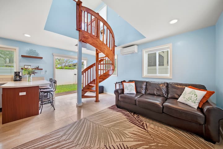 Waialua Beachside Cottage: Ac/direct Beach - Haleiwa, HI