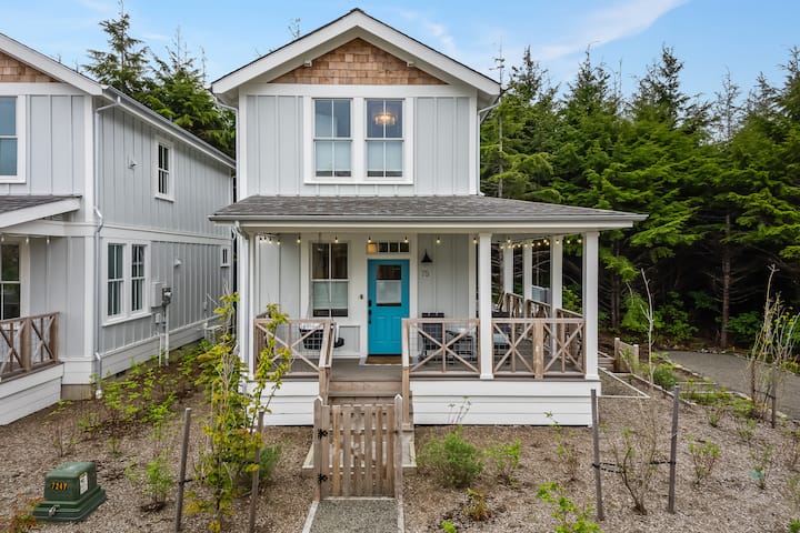 Seabrook's Robins Nest: Dog Friendly, Hot Tub - Pacific Beach, WA