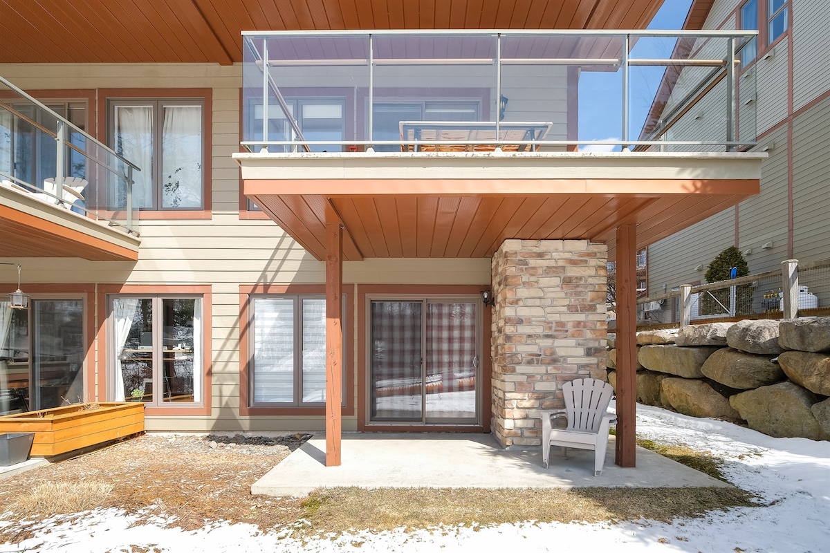 Sunny Condo-Ski and Bike In/Out-Golf-Hiking - Apartments for Rent in ...