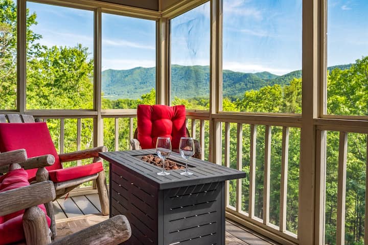 Mountain Views | Golf & Pool Min To Cades Cove - Townsend, TN