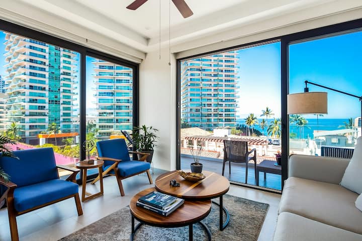 2br Condo With Heated Pool, Sauna, Gym, Balcony - Puerto Vallarta