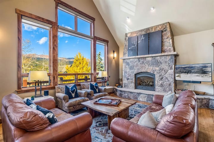 Big Home W/ Views! Walk To Dining/shops - Breckenridge, CO