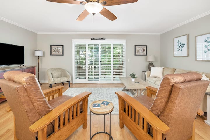 4 Bed/3.5 Baths - Wonderful Demere Landing Townhom - Jekyll Island, GA
