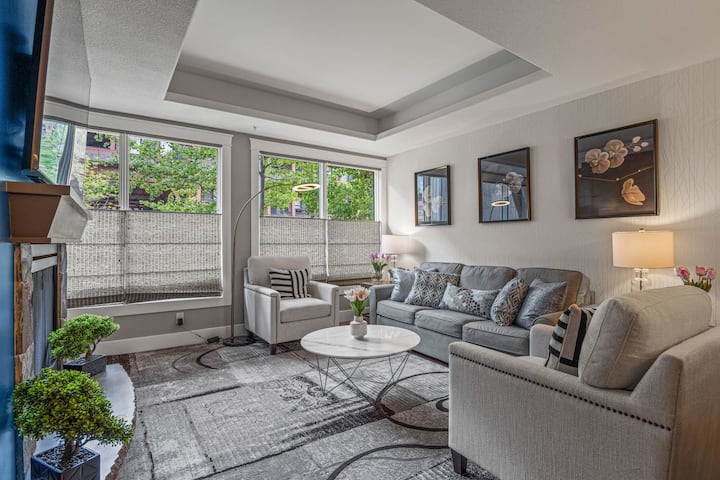New!the Louvre By Ssr Top Luxury|1000sqf|2br&2bth - Canmore